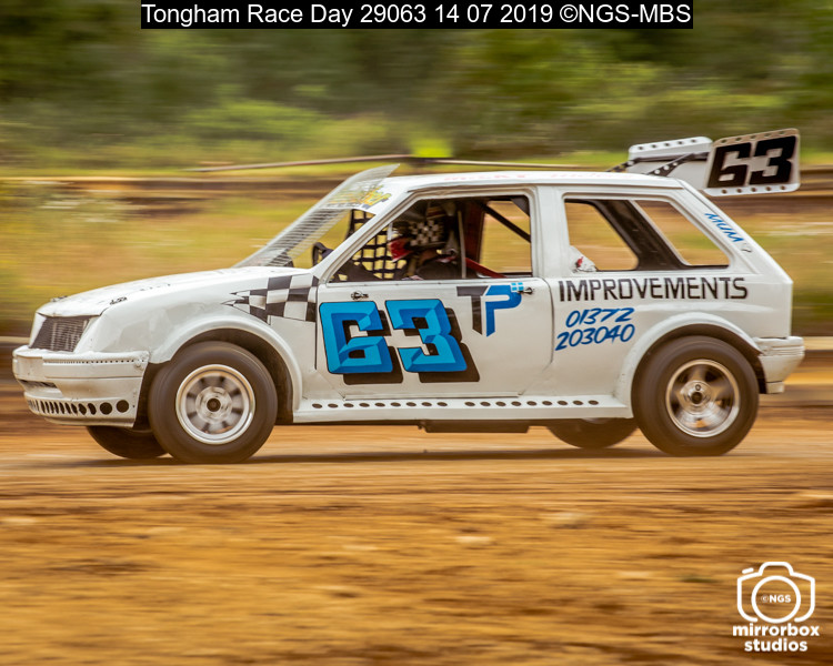 Tongham | Mirror Box Studios Live!